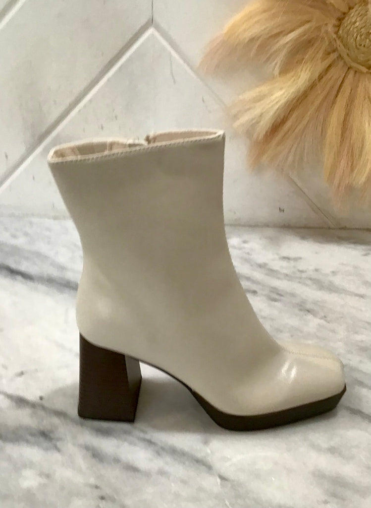 Duke Bootie – Garment & Grace Boutique